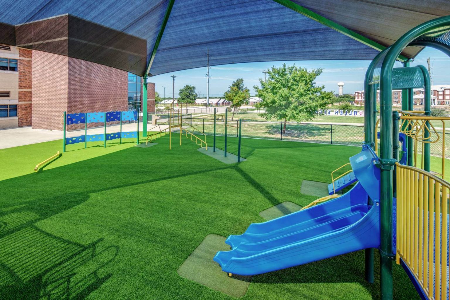 Artificial Grass in Dallas TX | Pet Turf & Golf | SYNLawn